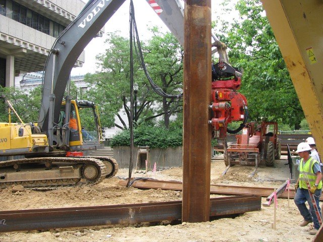 2021 Buyer's Guide: Impact Hammers and Vibratory Drivers - Pile Buck ...